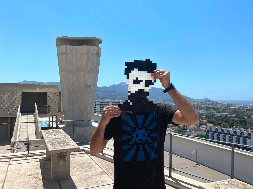 Invader a Marsiglia. Lo street artist francese ha "invaso" la città ...