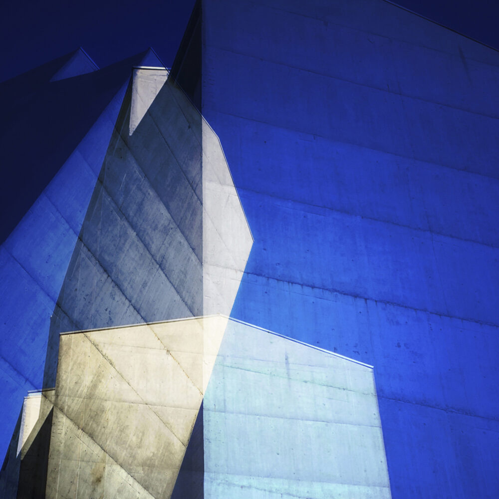 Cattedrali Urbane. Le foto di Anna Rosati in mostra a Bologna - ArtsLife