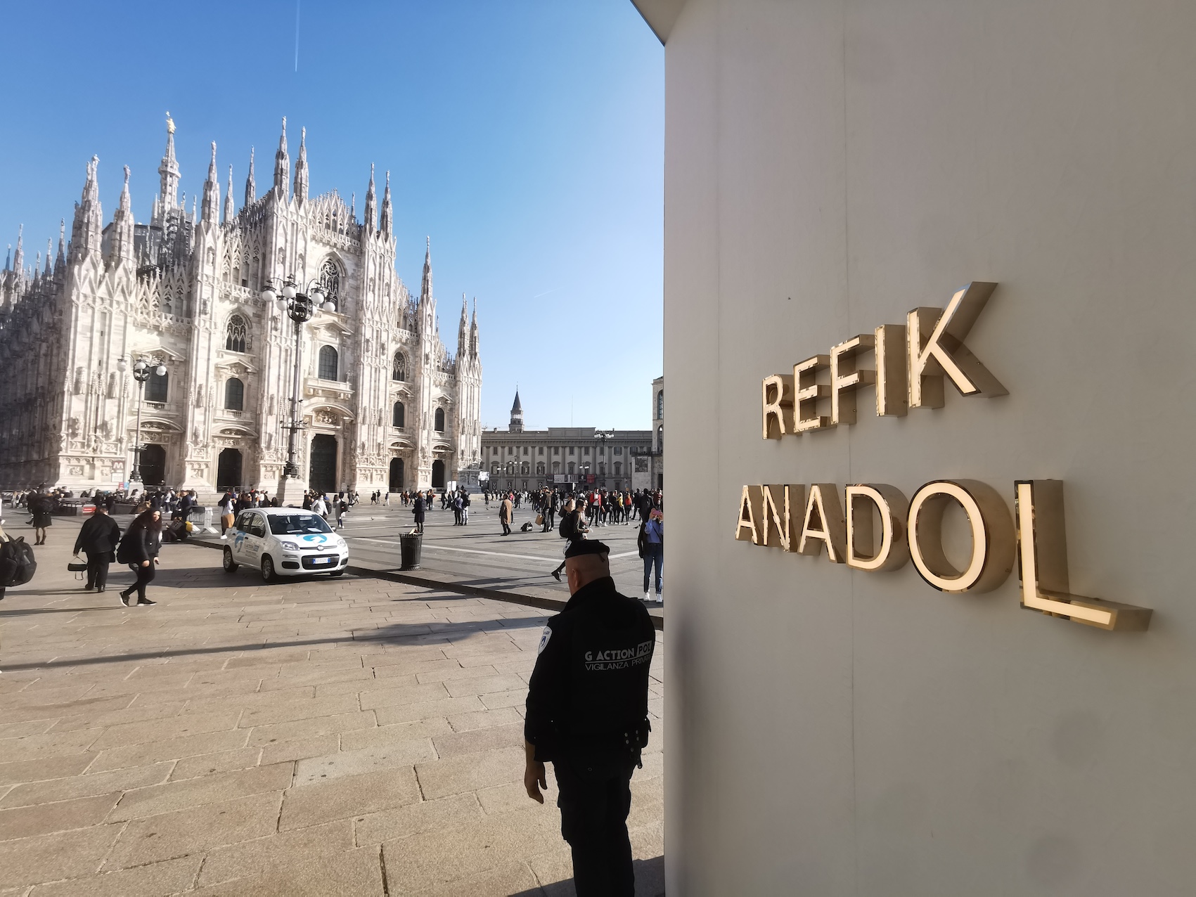 Le metamorfosi di Refik Anadol. Ecco la videoinstallazione per Bulgari ...