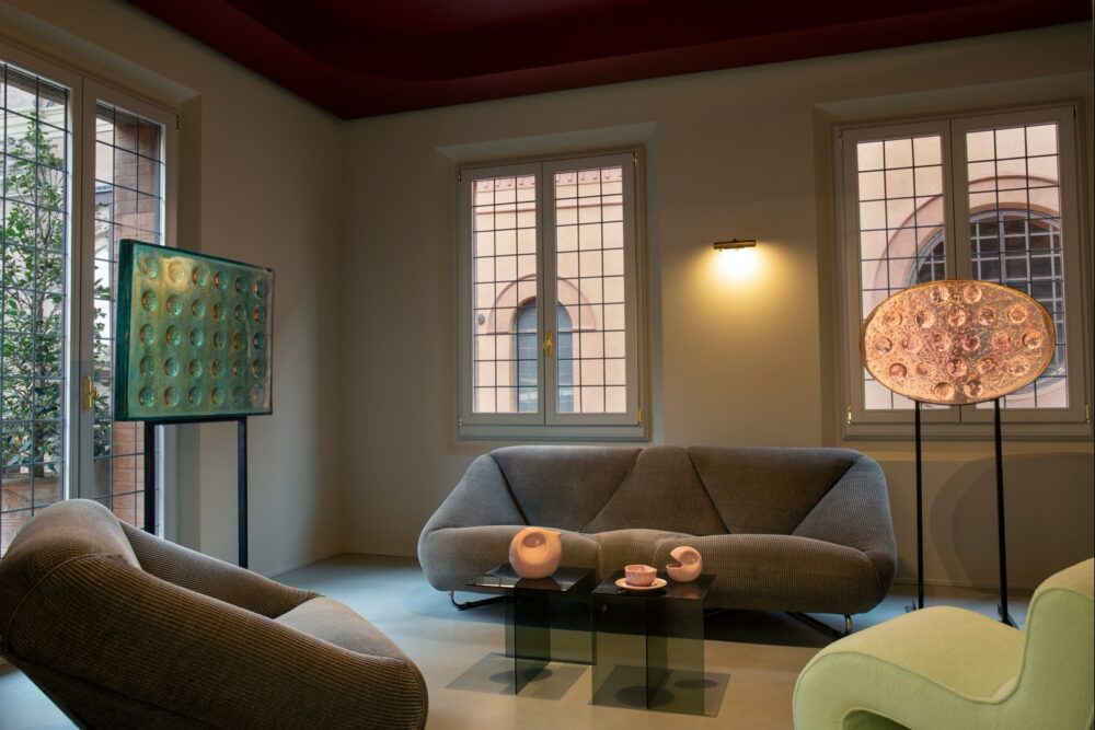 Tra arte e design. Augusto Betti alla galleria Paradisoterrestre di ...